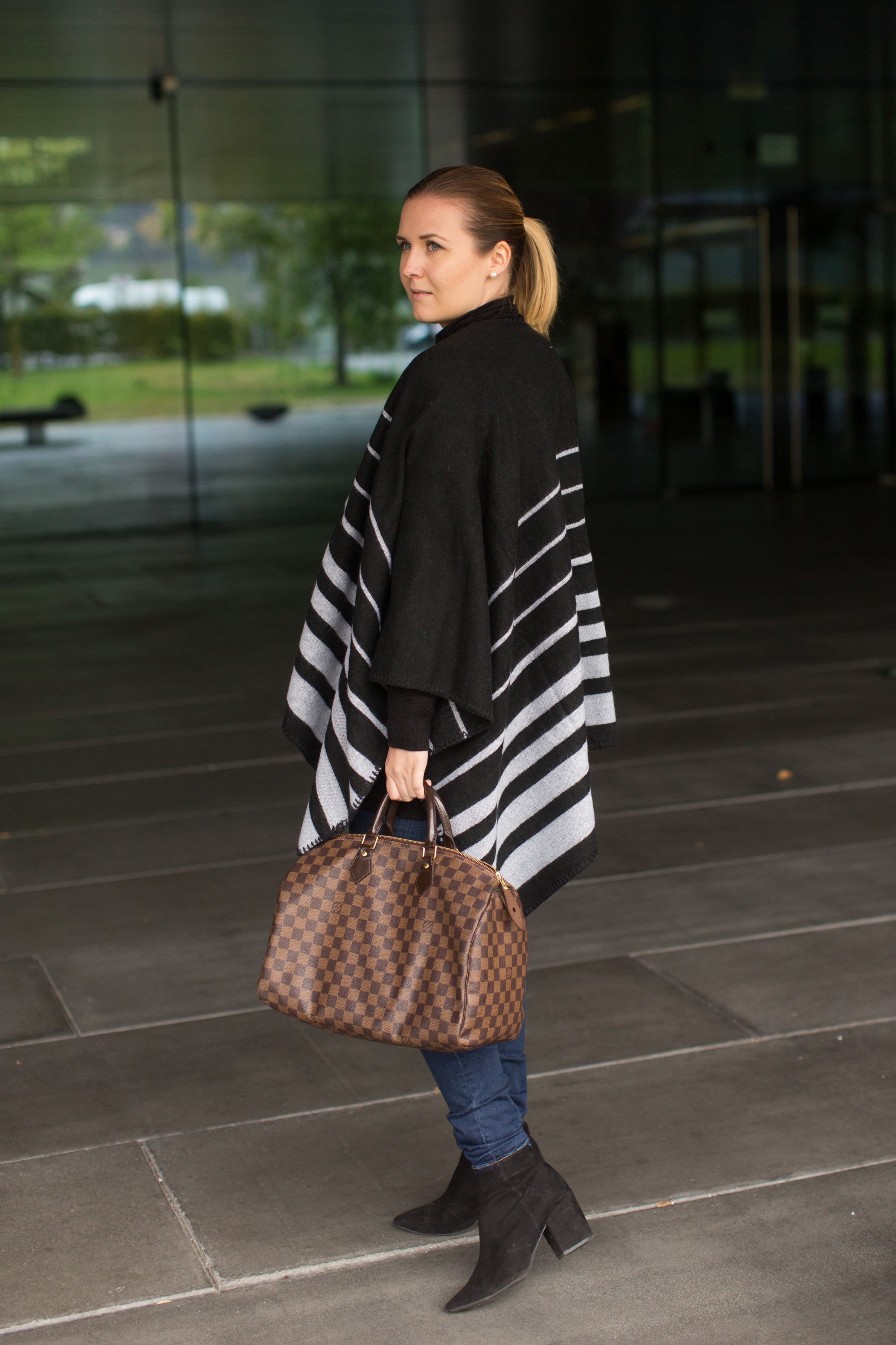 Striped Cape