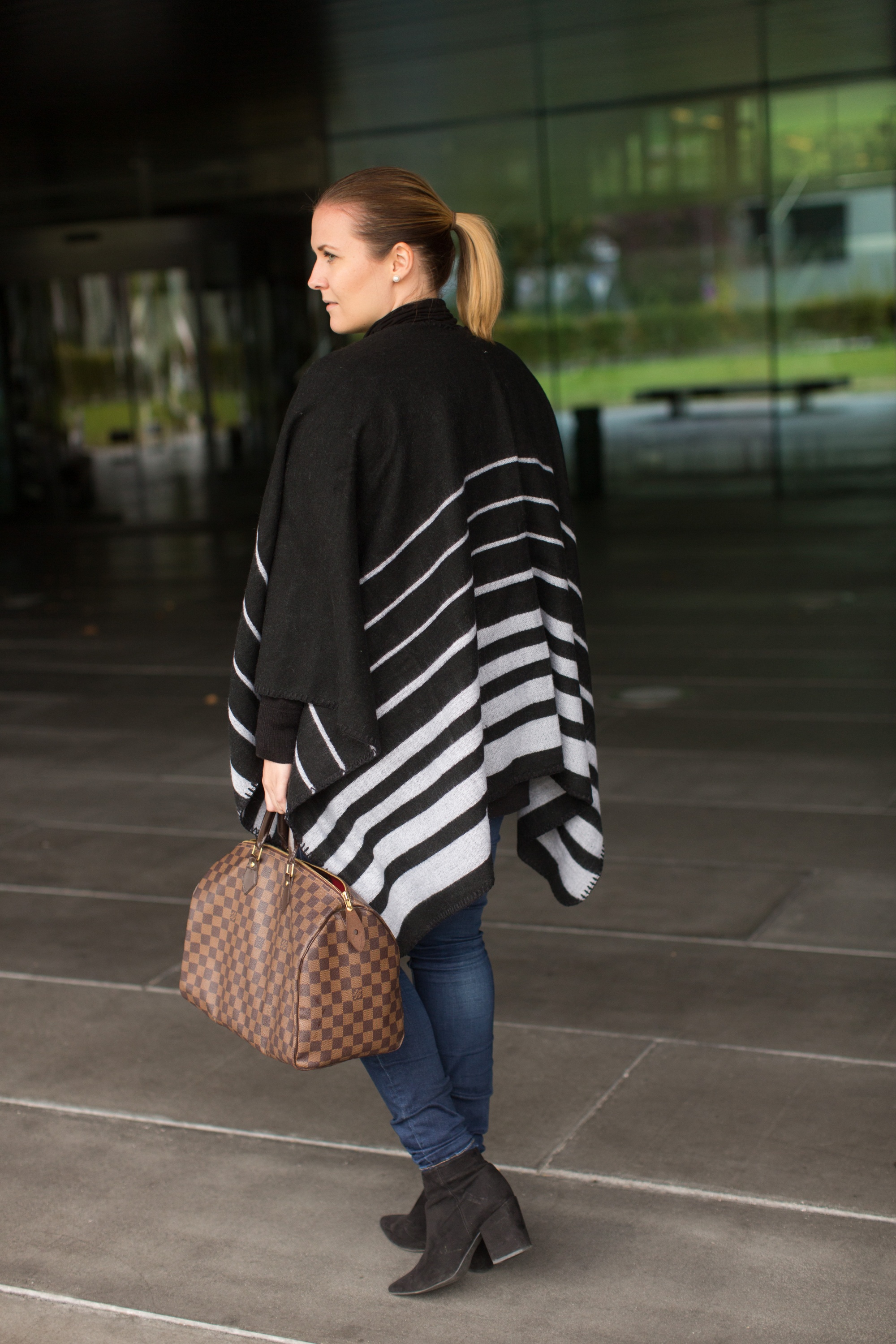 Striped Cape